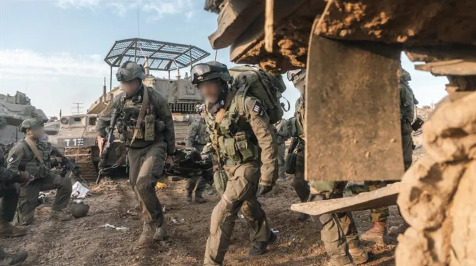 Muere un soldado gravemente herido que contrajo una infección por ...