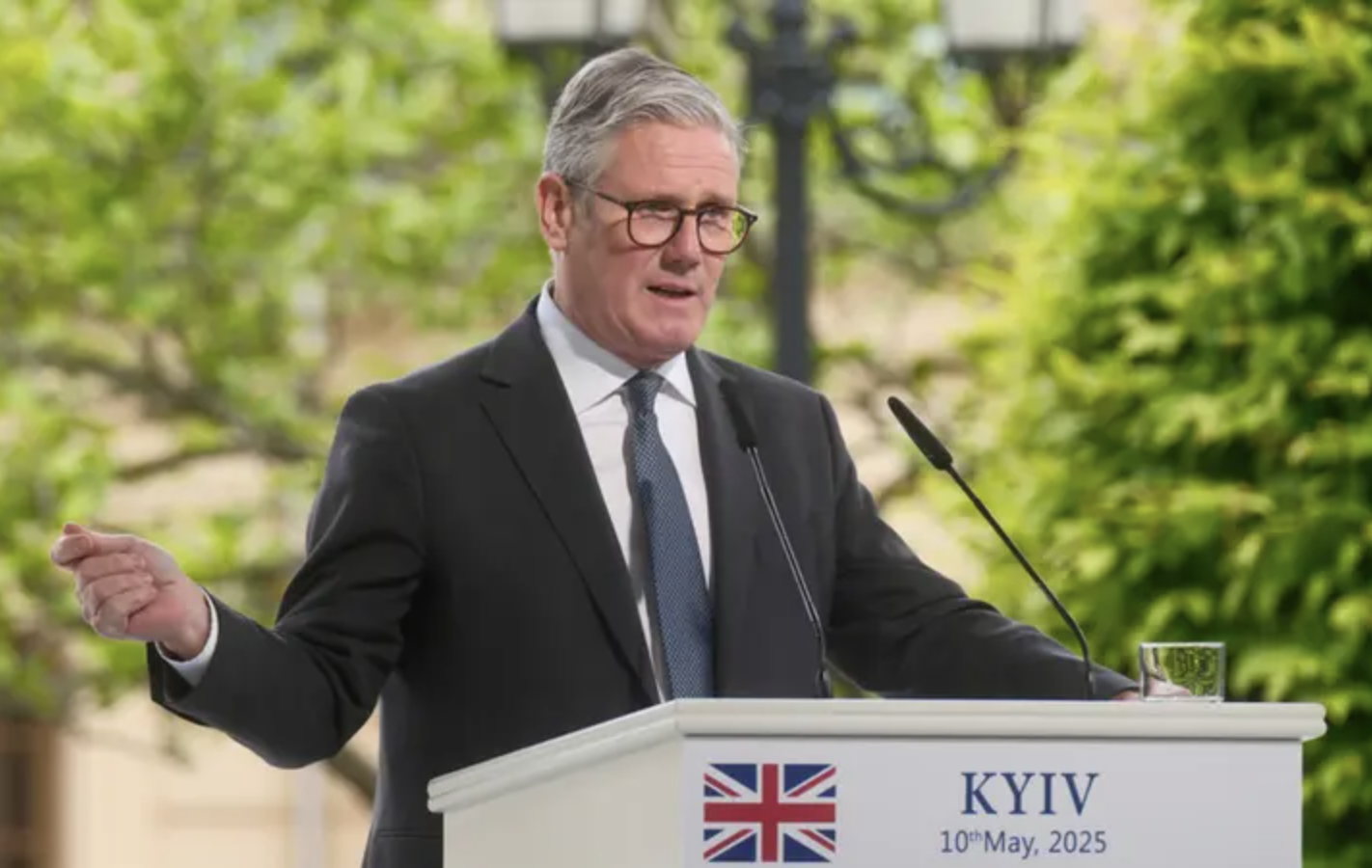 Después de Francia, el primer ministro británico Starmer se encuentra ...